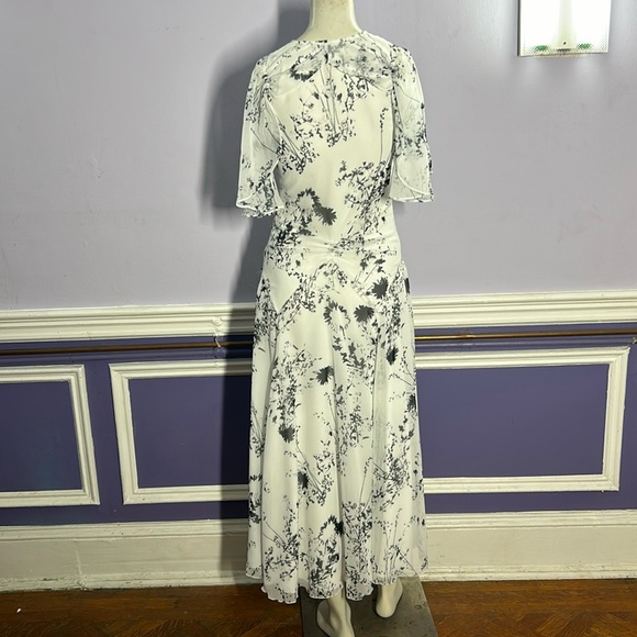 Victoria Beckham | Dresses | Victoria Beckhamfloralprint Chiffon Midi ...